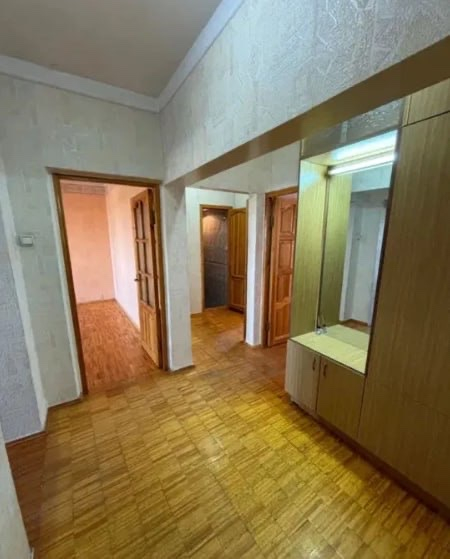 Продается 3-х комнатная квартира на Нукусской Гопспитальный рынок