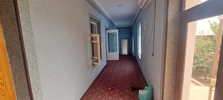 Srochno Yangi hovli sotiladi. Jelli gulli mah.