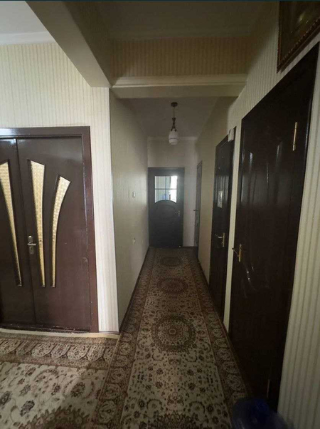 Караташе 3х комнатная квартира на 2м этаже с общей площадью: 100м2