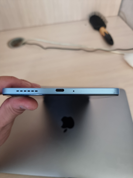 Realme pad mini 4/64 ekran steklo singan