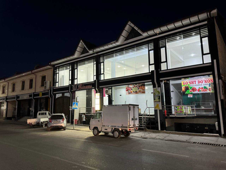 2 qavatda 160m2 ofis arendaga beriladi