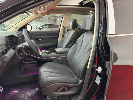Seres Aito M7 4 WD Premium Editio