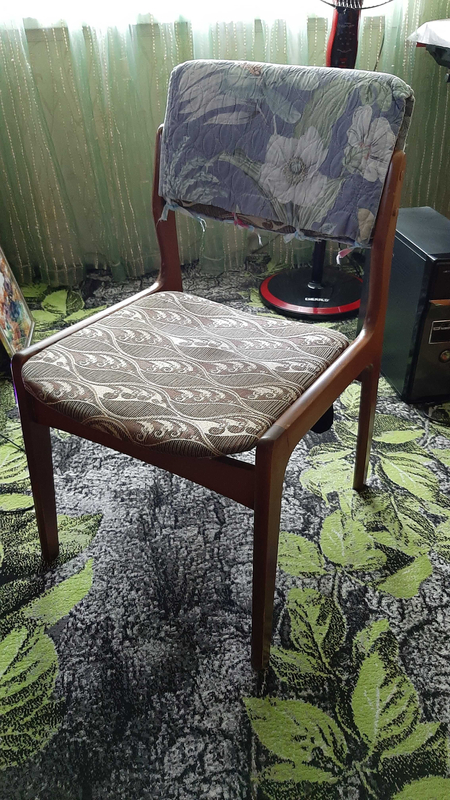 Стул деревянный 2 штуки