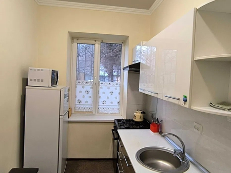 Квартира Юнусабадский р-н Бадамзар 2/1/2 Кирпичный дом 60м²