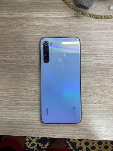 Redmi note 8 в хорошем состоянии просто надо поменять стекло