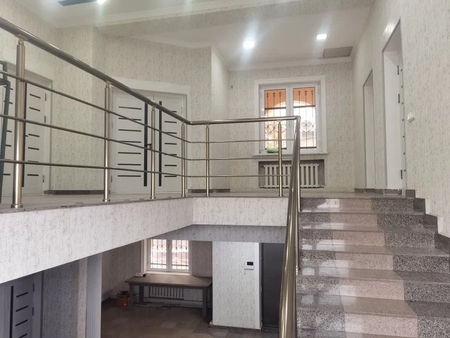 Продается отдельно стоящее здание Алмазарский район 350 м2