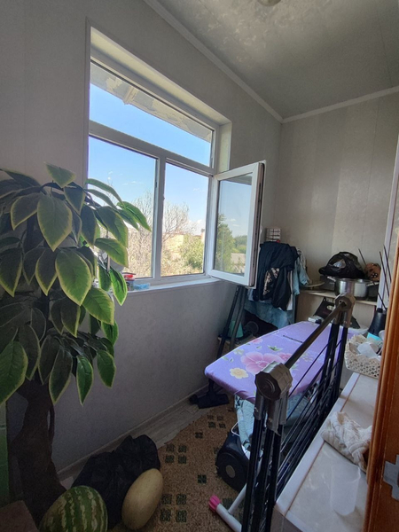 СРОЧНО Дешево! 2-х комн кВ. 52м². На 1-м этаже. Кирпичный дом. Мирабад