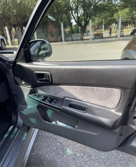 Nissan skyline 1998