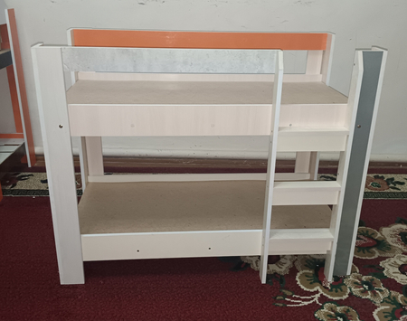 Yosh bolalar uchun krovat 1.2×0.56