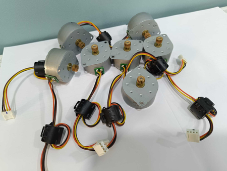 Step Motor EPOCH T4216R07 Шаговые двигатели новые