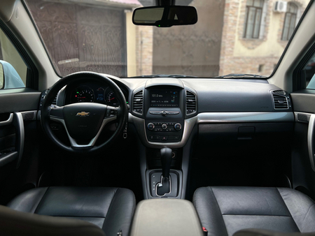Chevrolet Captiva 4