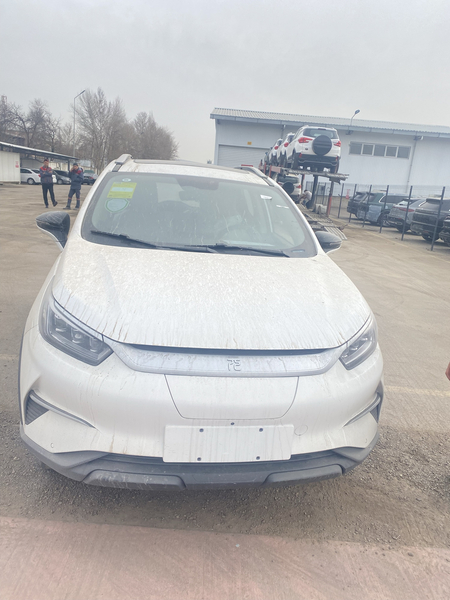 Byd yuan pro Nalichi 1 yil garantiya
