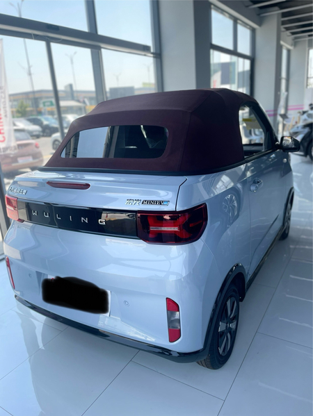 Mini cabrolet elektr 280 km