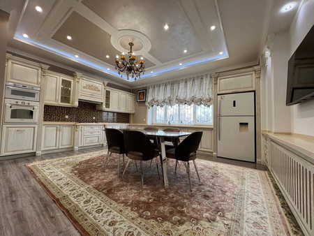 Продажа 3х комнатной квартиры в центре Самарканда