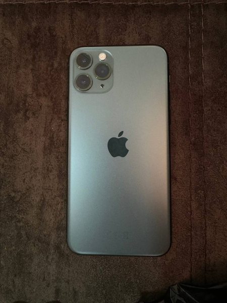 Iphone 11 pro green