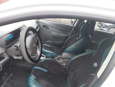 Chexol universalniy cobalt nexia 3 gentraga tushadi
