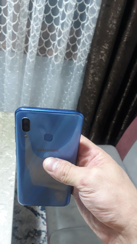 Samsung GALAXY A30