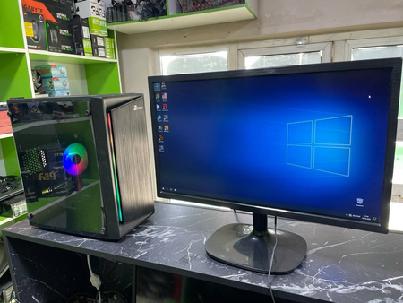 Мощный игровой новый Ддр 4 RGB комлектация
