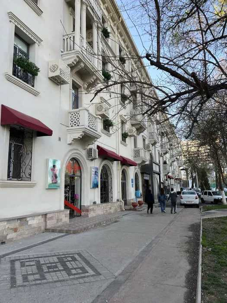 Аренда офиса Ц-1 / Street 77,  магазин GENÉVE