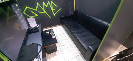 Divan playstation klub uchun