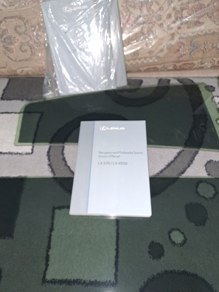 Продам полики от лексуса 570х470
