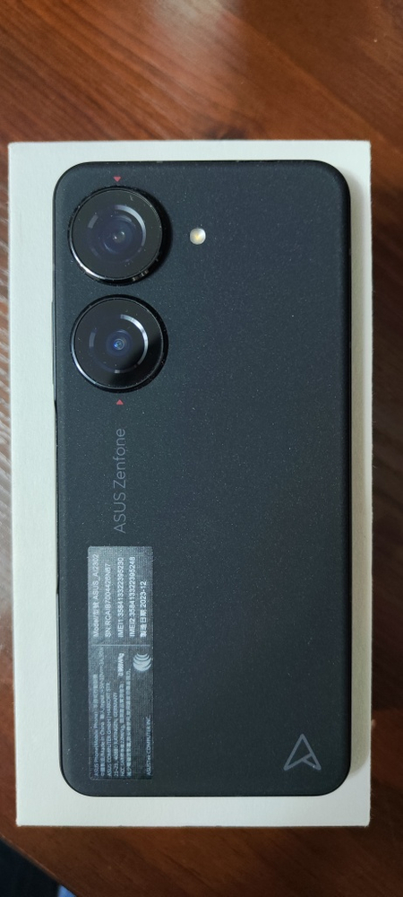 Продаётся Asus Zenfone 10