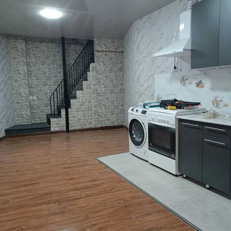 BEZ MAKLER!!! Arenda CHORSUDA 2 etajli uy evro remont