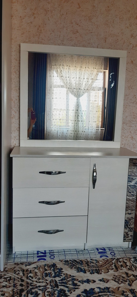 Mebel sotiladi:holati yangi