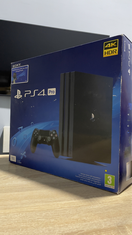 Playstadion 4 pro 1 tb 2 ta jostik ideal