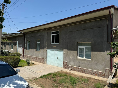 Уй сотилади 4.4 сотох
