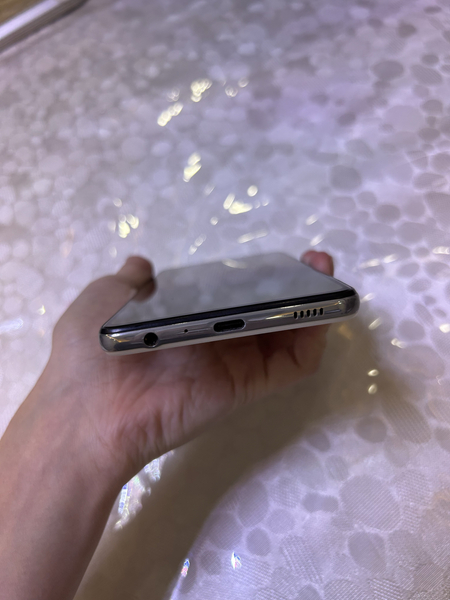 Samsung A52 128 в идеалбном состоянии