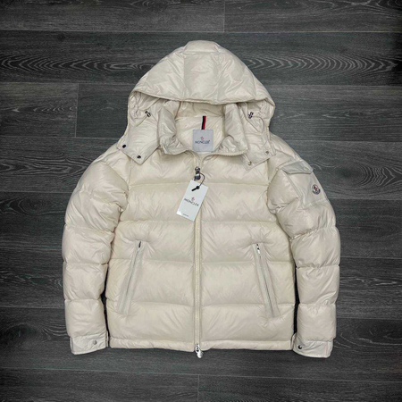Куртки new Moncler/bekstoreuz