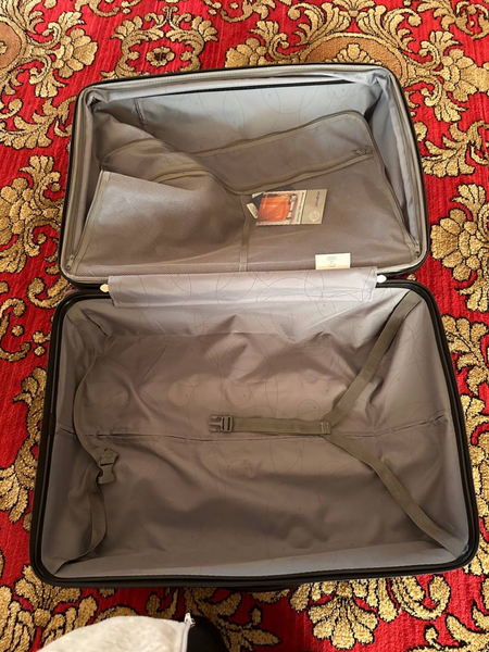 Чемодан SAMSONITE Абсолютно Новый