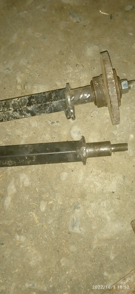 Motoblok sotiladi