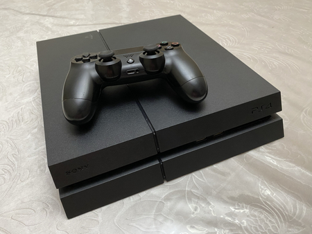PS4 (Sony PlayStation)