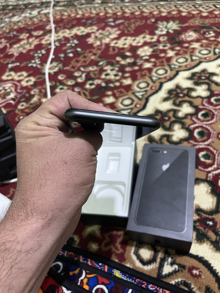 Iphone 8 plus ideal sastayania qidirganlaga