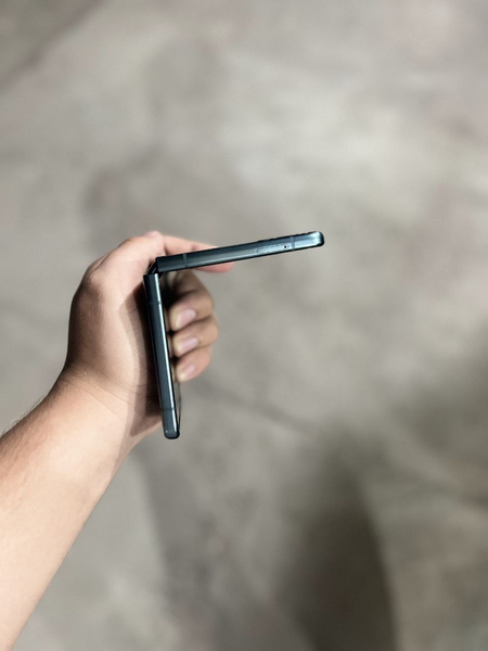 Samsung z flip 3  5G