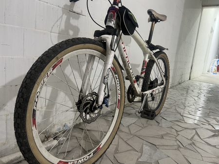 Velo 26 talik  srochni sotiladi kelishamiz
