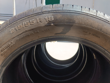 Балон 215 / 55 R 18