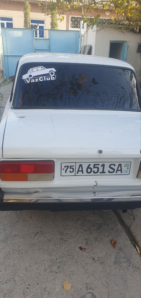 Vaz2107 sotiladi surochna