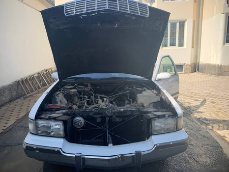 Cadillac Brougham