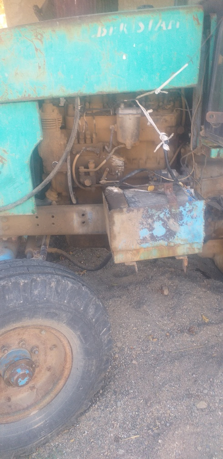 Ttz 80 10 traktor sotiladi