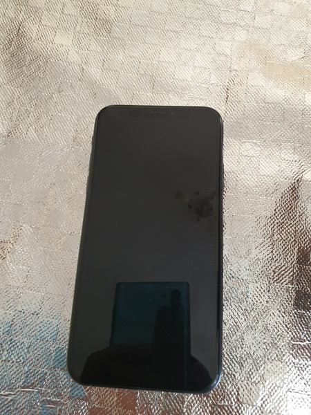 Iphone Xs. Xotira64. Yomkis 76% RADNOY