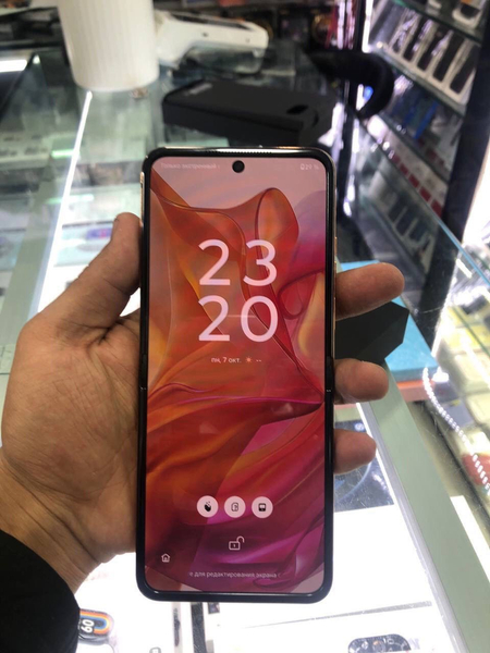 Motorola Razr+ 2024 новый