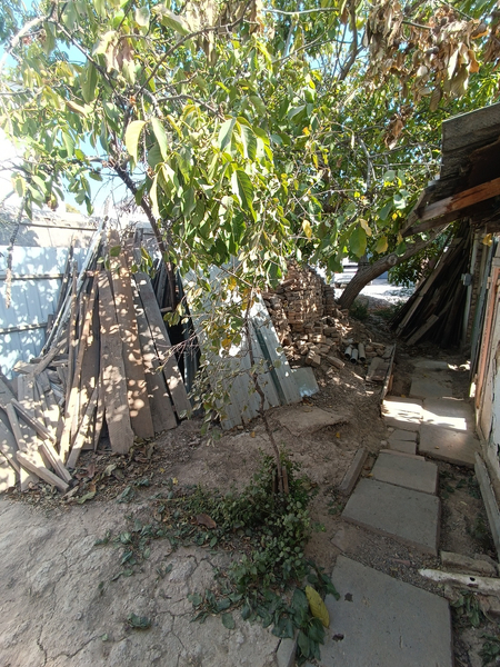 Продаётся участок в центре города