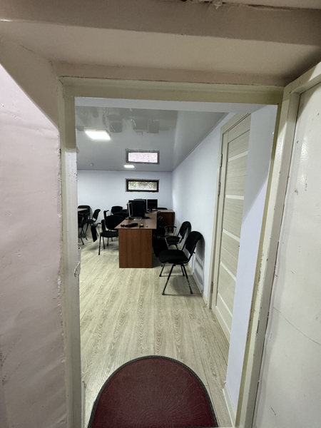 Полуподвал на 45 квадратов с ремонтом в центе города, Гагарина