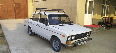 2106 жигули сотилади
