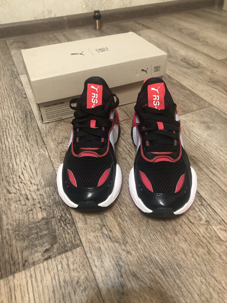 PUMA женские кроссовки оригинал !