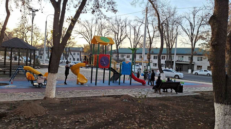 Болалар ўйин майдончалари Детские площадки Болалар майдончаси