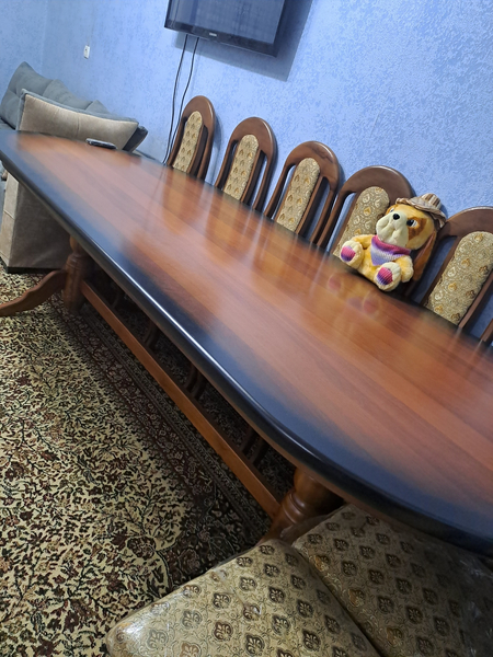 Стол- стул сотилади